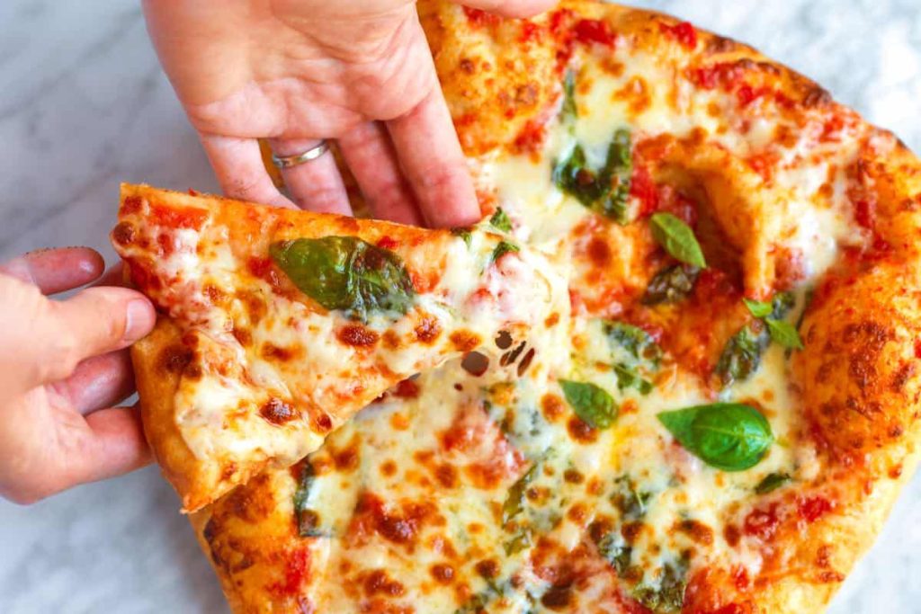 The Healthiest Pizza Toppings to Reduce Cancer Risk, According to an ...