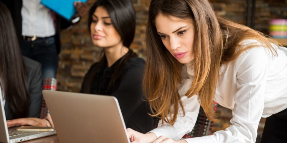 The Top 9 Benefits of Having Work Friends | 107.5 Kool FM