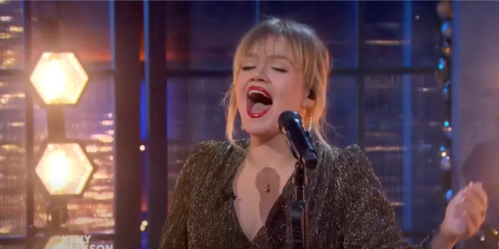 Kelly Clarkson Returns to Talk Show After Mysterious Absence | 107.5 ...